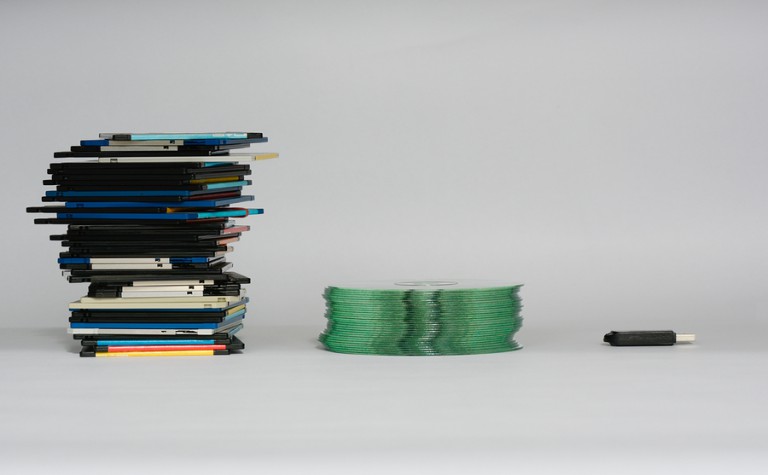 The History of Computer Storage Devices | Record Nations