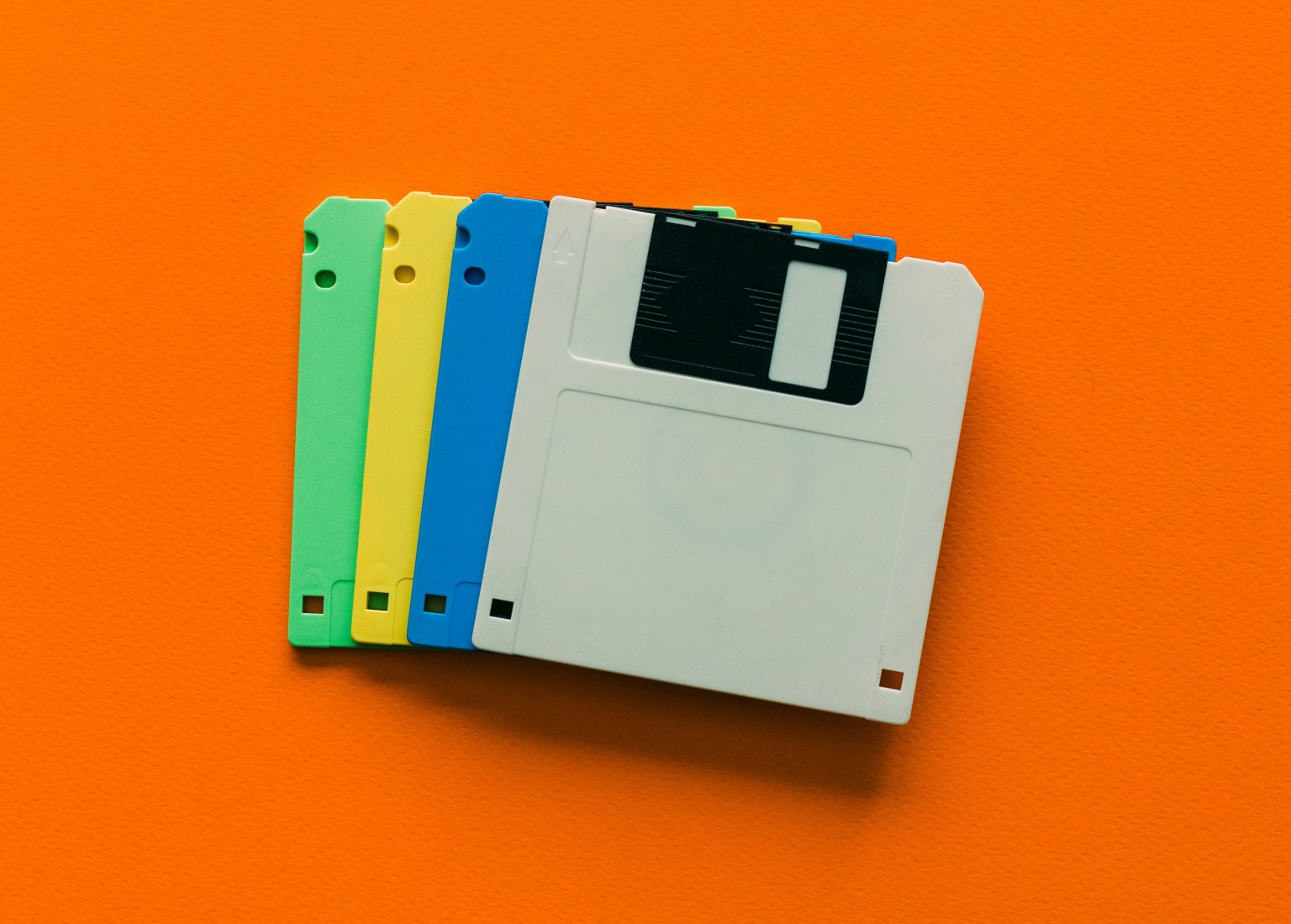 The History of Computer Storage Devices | Record Nations